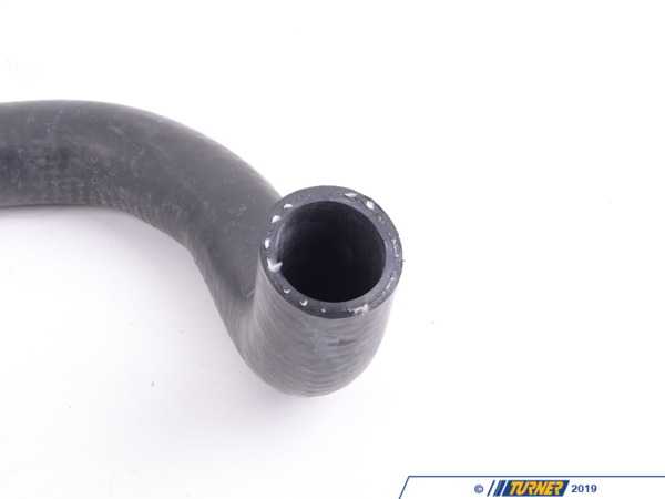 17122754223 - Lower Radiator Hose To Thermostat Housing - Front 23485 ...