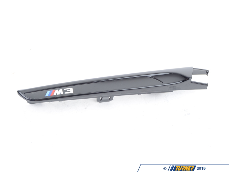 51148068588 - Gloss Black Fender Grille - Right | Turner Motorsport