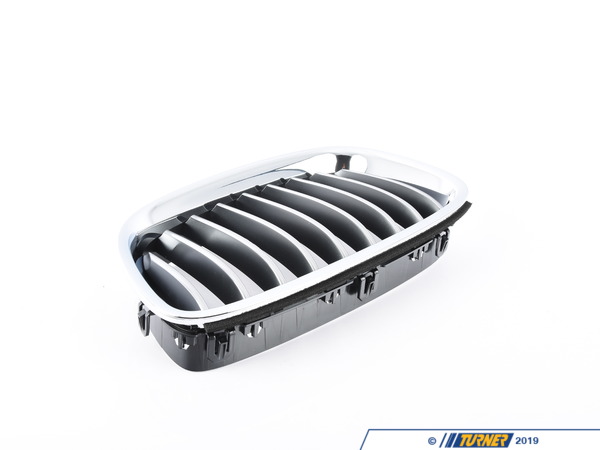 51137336485 - Front Grill - Left - Chrome - F07 | Turner Motorsport