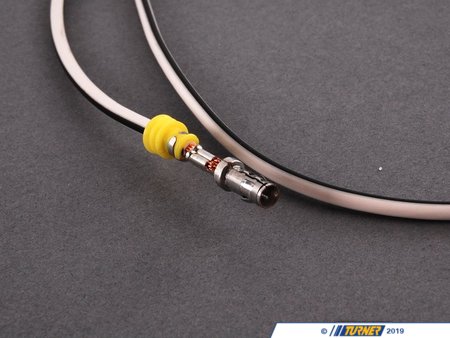 61130007571 - Genuine BMW Snap-in Receptacle 2.5 Ela W - 61130007571 ...