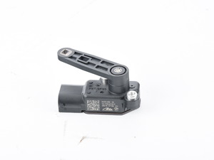 37146870200 - LEVEL SENSOR | Turner Motorsport