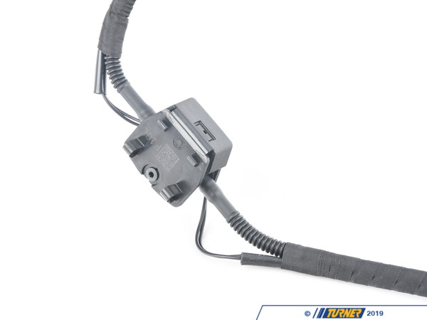 61667205117 - Genuine BMW Windshield Washer Nozzle Array - F10 | Turner ...