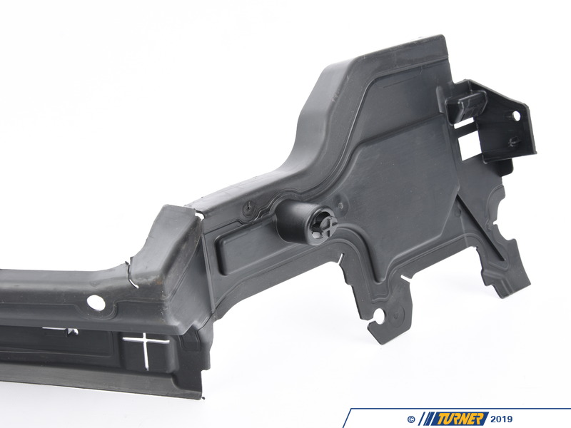 51747383846 - AIR DUCT, RADIATOR, | Turner Motorsport