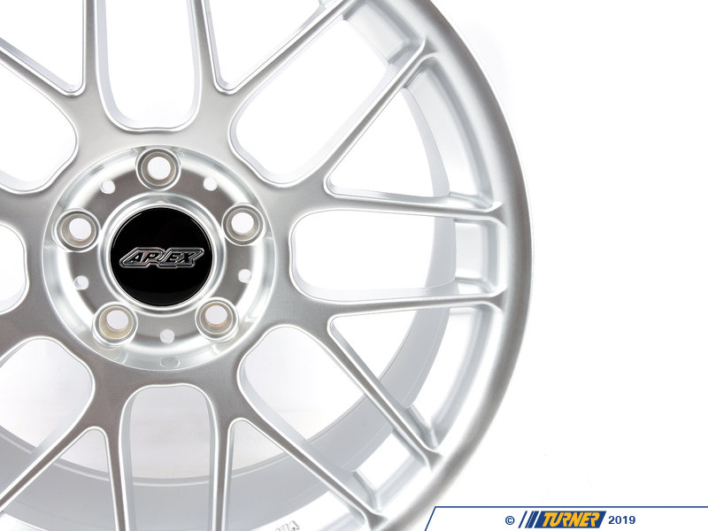 ARC8189ET30HS - APEX ARC-8 18x9.0" ET30 Hyper Silver Wheel 18.05lbs ...