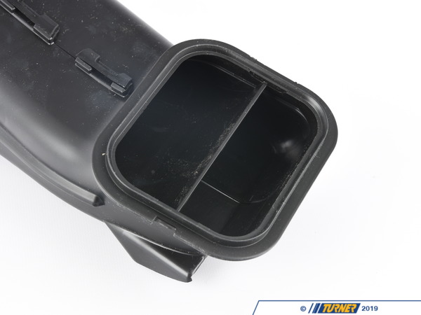 13718635093 - INTAKE DUCT | Turner Motorsport