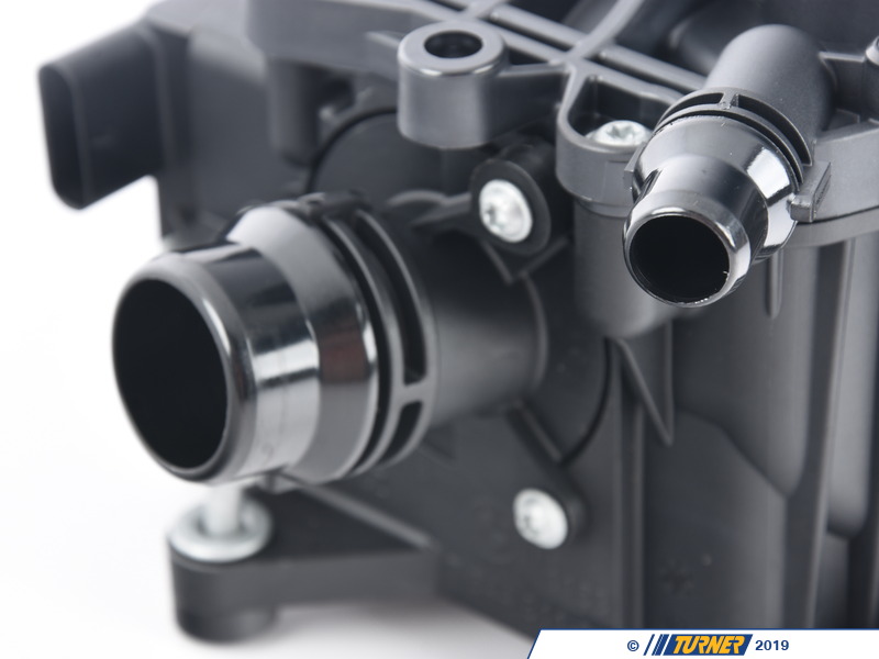 11537644811 - Genuine BMW - Thermostat with housing and gasket ...