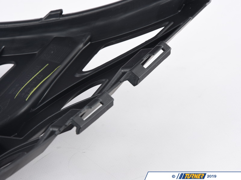 51117365136 - Support - Front Fog Lamp Right | Turner Motorsport