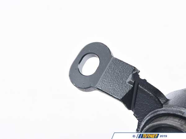31126772235 - Lower Control Arm / Wishbone Bushing With Bracket - Left ...