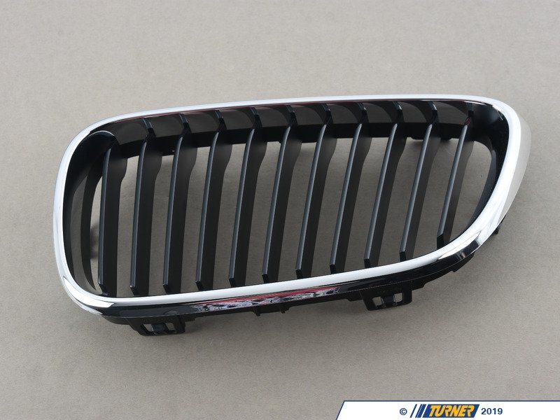 51137295521 - Front Grill - Left - Basis - F22, F23 | Turner Motorsport