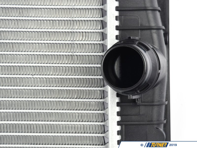 17117600511 - Genuine BMW Radiator - 17117600511 - i01 i3 | Turner ...