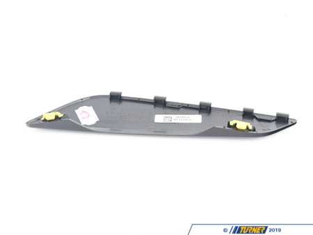 51747439014 - TRIM, AIR DUCT, SIDE | Turner Motorsport