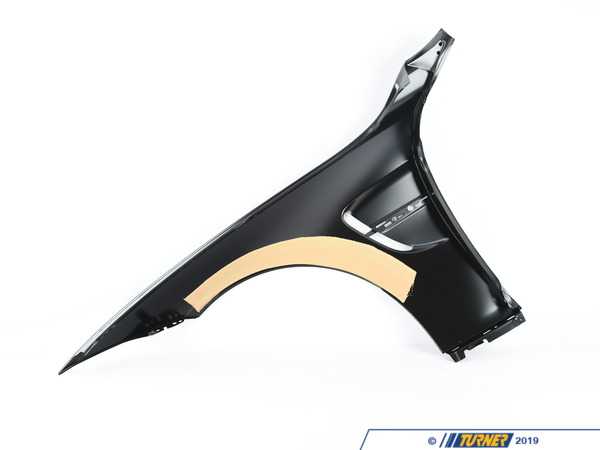 41358066918 - Side Panel - Front Right - F82, F83 | Turner Motorsport