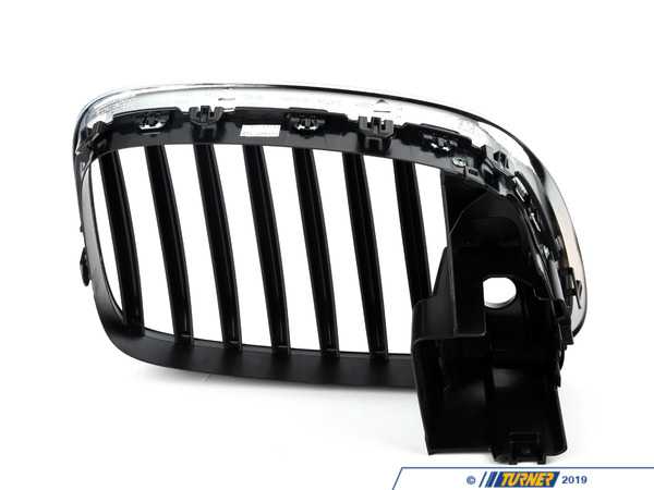 51137336483 - Front Grill - Left - Nivi - F07 | Turner Motorsport