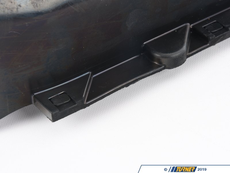 51767388095 - FRONT LEFT FENDER SE | Turner Motorsport