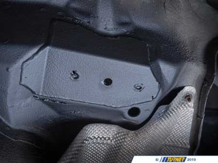 TDR4675412 - E46 Rear Chassis/Subframe Reinforcement Kit | Turner ...