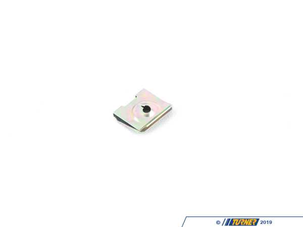 07147133428 - Genuine BMW C-Clip Nut - 07147133428 - E90,E92,E93 ...