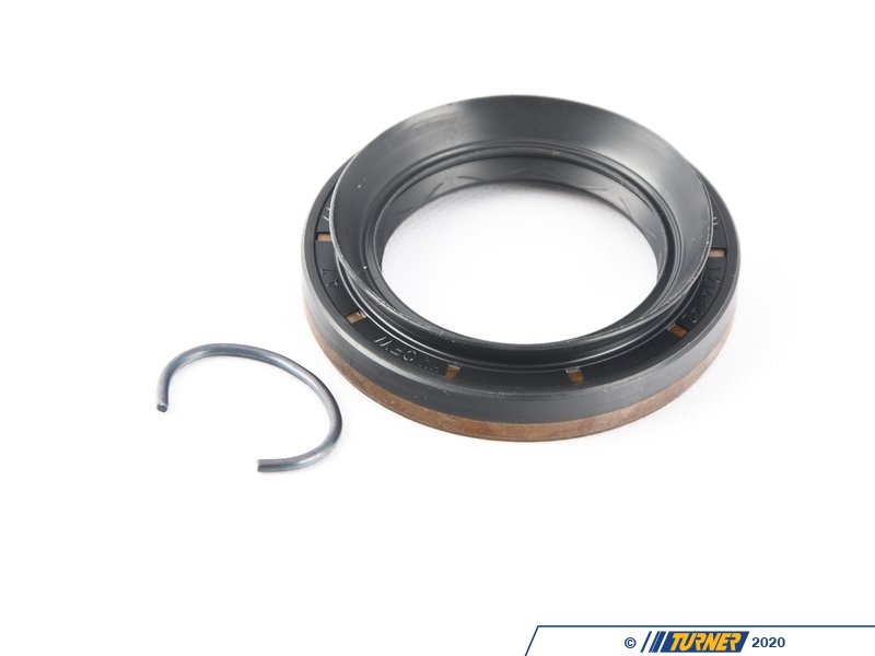 31508743675 - SHAFT SEAL WITH LOCK | Turner Motorsport