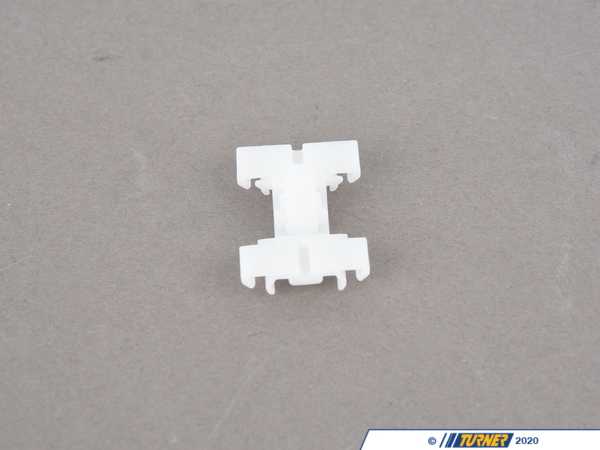 51131960054 - Door Moulding Clamp - Priced Each | Turner Motorsport