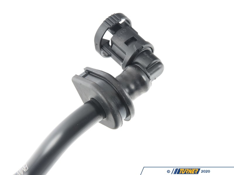 11668600882 - VACUUM PIPE | Turner Motorsport