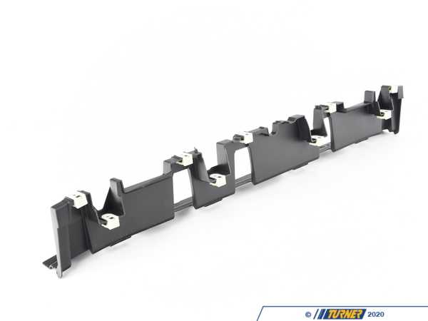 51747359795 - Covering Cross Member - G11, G30 | Turner Motorsport