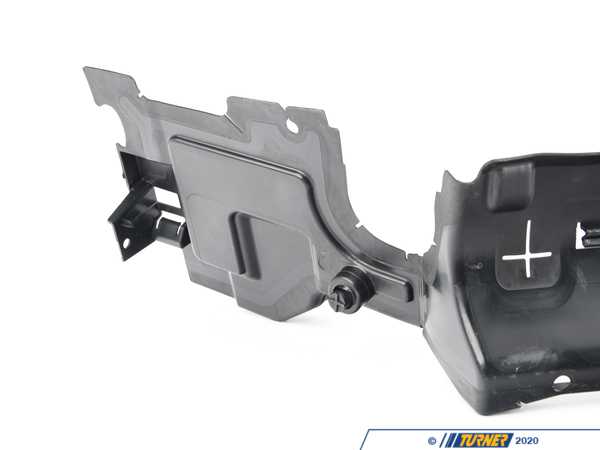 51747359797 - Radiator Duct - Lower - G11 | Turner Motorsport