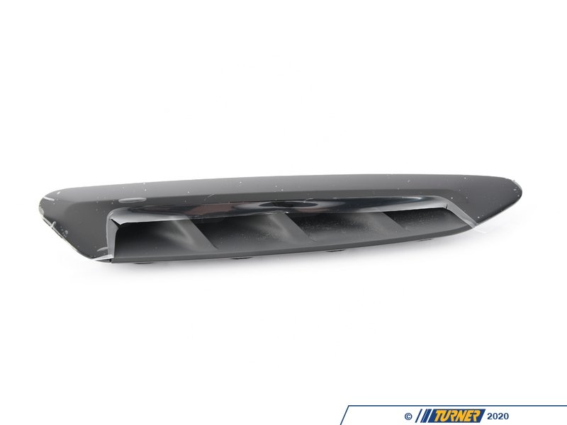 51138064806 - FINISHER, SIDE PANEL | Turner Motorsport