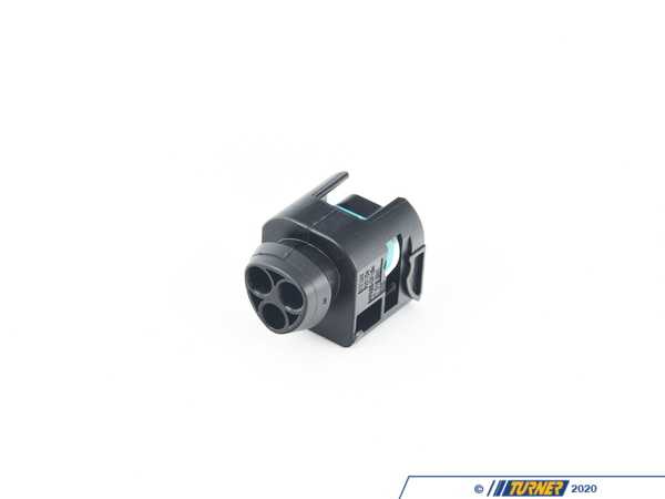 12527519996 - SOCKET HOUSING | Turner Motorsport