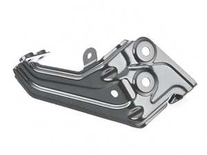 41357475798 - BRACKET, SIDE PANEL, | Turner Motorsport