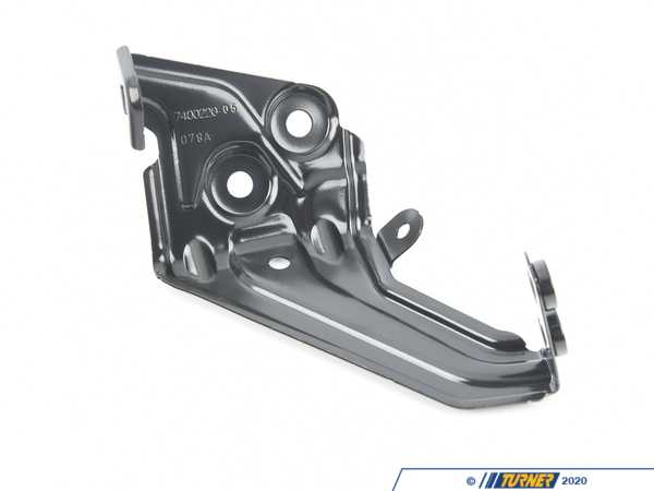 41357475798 - BRACKET, SIDE PANEL, | Turner Motorsport