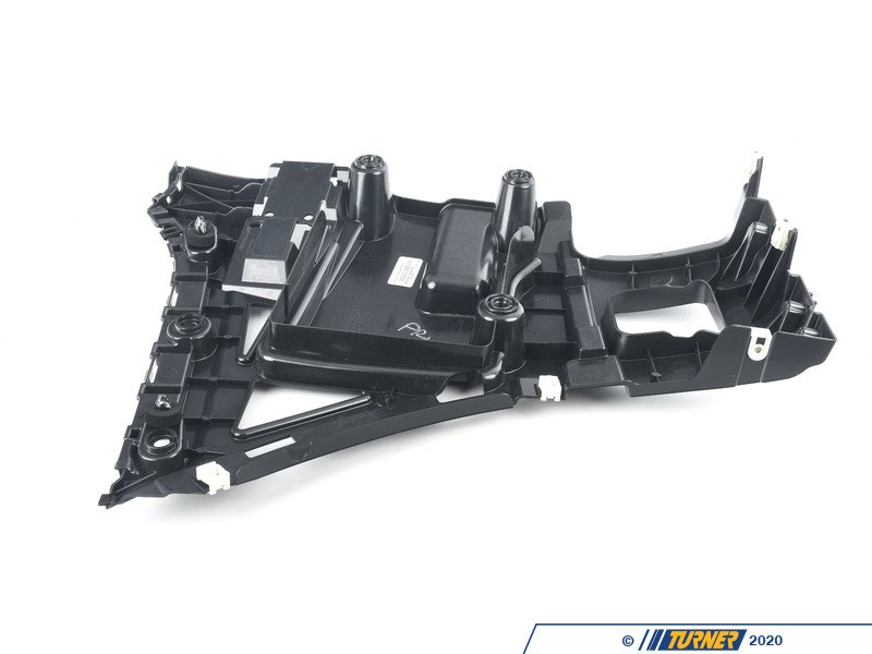 51127400668 - GUIDE, BUMPER, RIGHT | Turner Motorsport