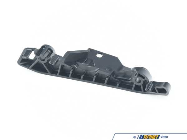 51117385350 - GUIDE, BUMPER, RIGHT | Turner Motorsport