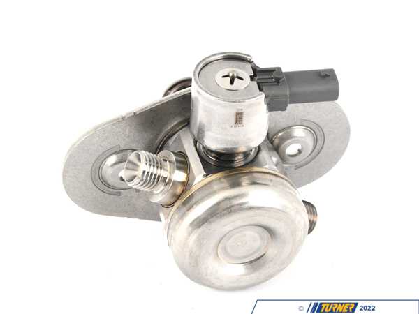 13517636881 - HIGH-PRESSURE PUMP | Turner Motorsport