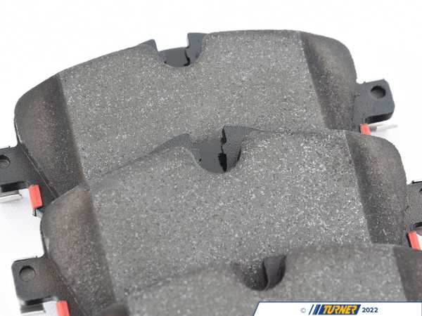 34106863293 - Front Brake Pad Set Premium NAO Ceramic OE Equivalent ...