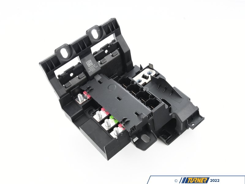 61146802944 - B+ JUNCTION POINT, R | Turner Motorsport