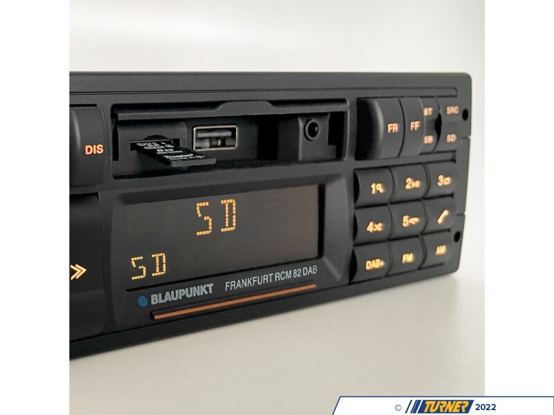 2001020000031 - Blaupunkt Frankfurt RCM 82 DAB Head Unit | Turner ...