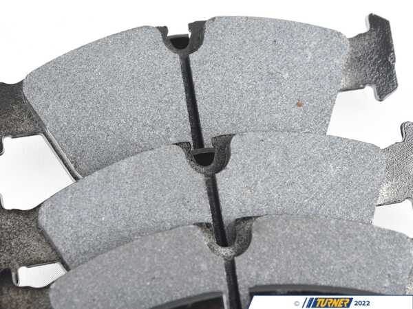 HB546S.654 - Front HT-10 Compound Racing Pad Set - E46 (323,325,328 ...