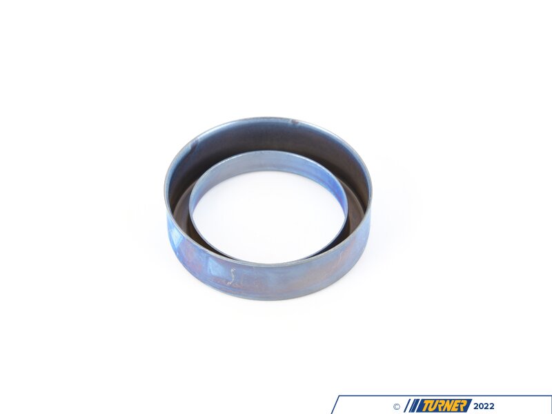 31608648832 - DUSTCOVER PLATE | Turner Motorsport