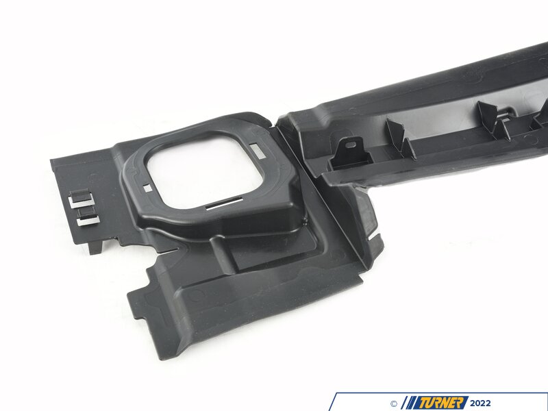 51647359818 - AIR DUCT, RADIATOR, TOP | Turner Motorsport