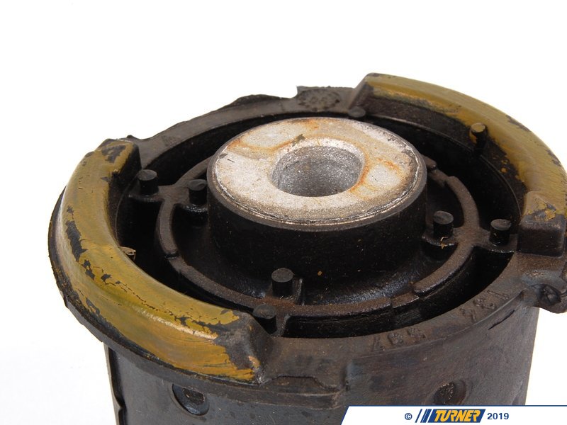 33316770816 - Genuine BMW Rubber Mounting Front Right - 33316770816 ...