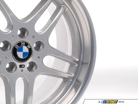 3611222963540 - E39 18" M Parallel Style 37 Wheel Set | Turner Motorsport