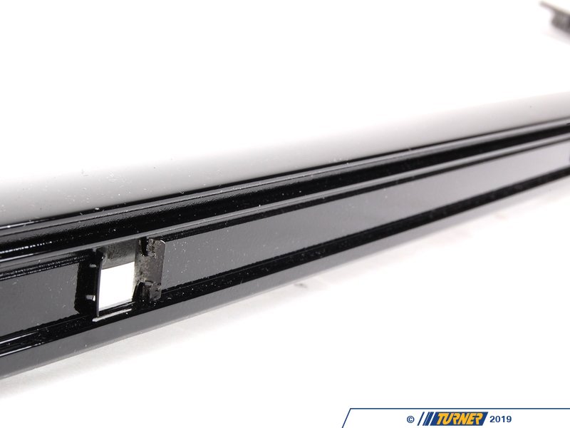 51322427410 - Genuine BMW Covering Front Right Glanzschwarz ...