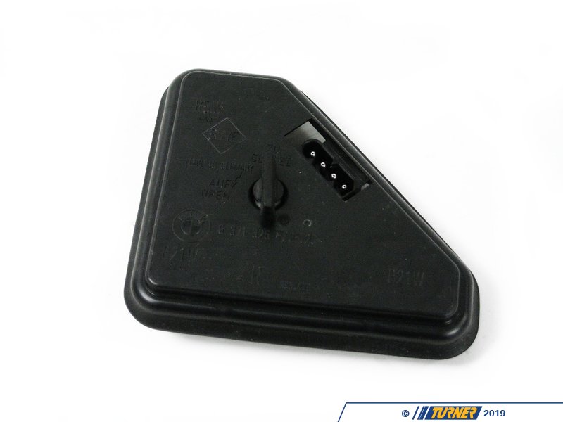 63218371326 - Genuine BMW Bulb Socket, Right - 63218371326 - E39 ...