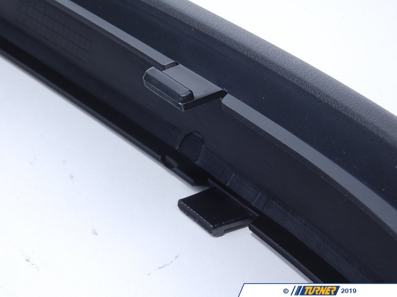 51118195290 - Front Bumper Trim - Right | Turner Motorsport
