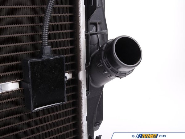 17117537292 - Genuine BMW Radiator - 17117537292 - E82,E90,E92,E93 ...