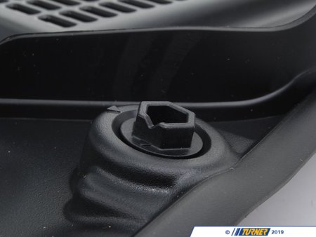 64316945583 - Genuine BMW Cabin filter cover - left - E70, E71 | Turner ...