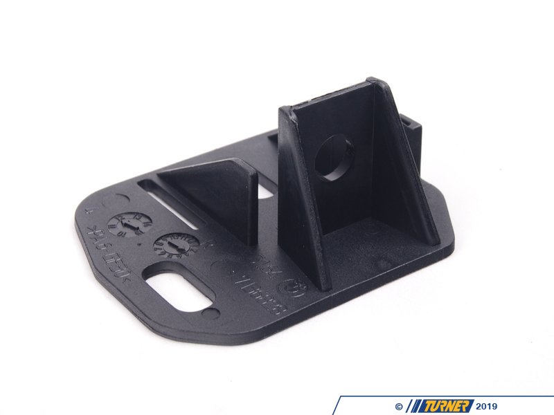 51647136828KT - Headlight Bracket - Right - Pack Of 10 | Turner Motorsport