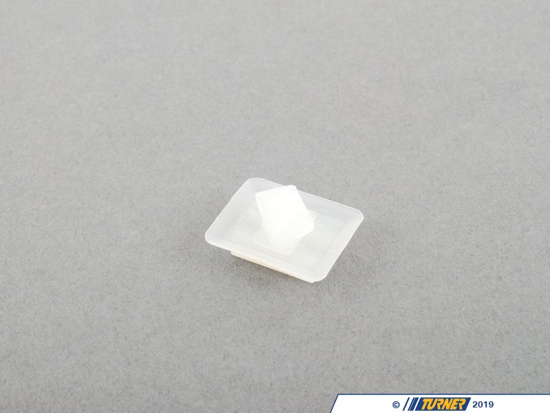 61131378997 - Bracket Plug Connection - White | Turner Motorsport