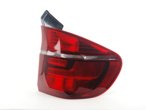 BMW Tail Lights & Tail Light Parts for BMW X Series E70 (2007-2013 ...