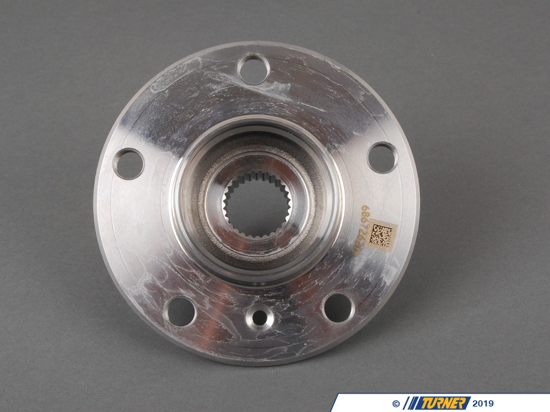 33416867262 - Genuine BMW Rear wheel hub | Turner Motorsport