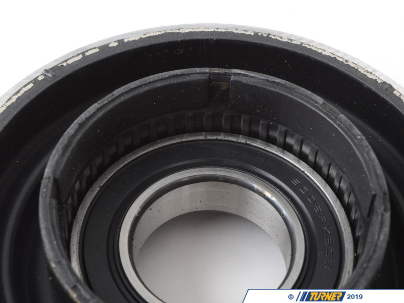 26128615621 - Vaico Q+ Driveshaft Center Support - E82, E88, E90, E91 ...